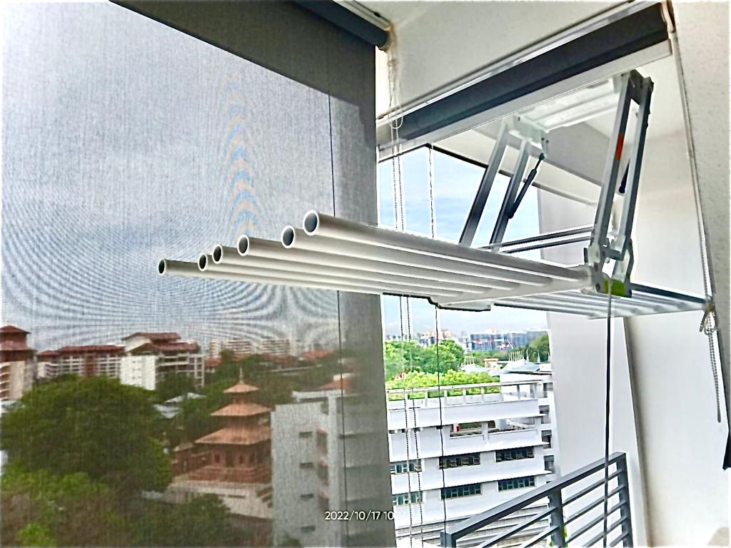 Testimonials - EZZI Living